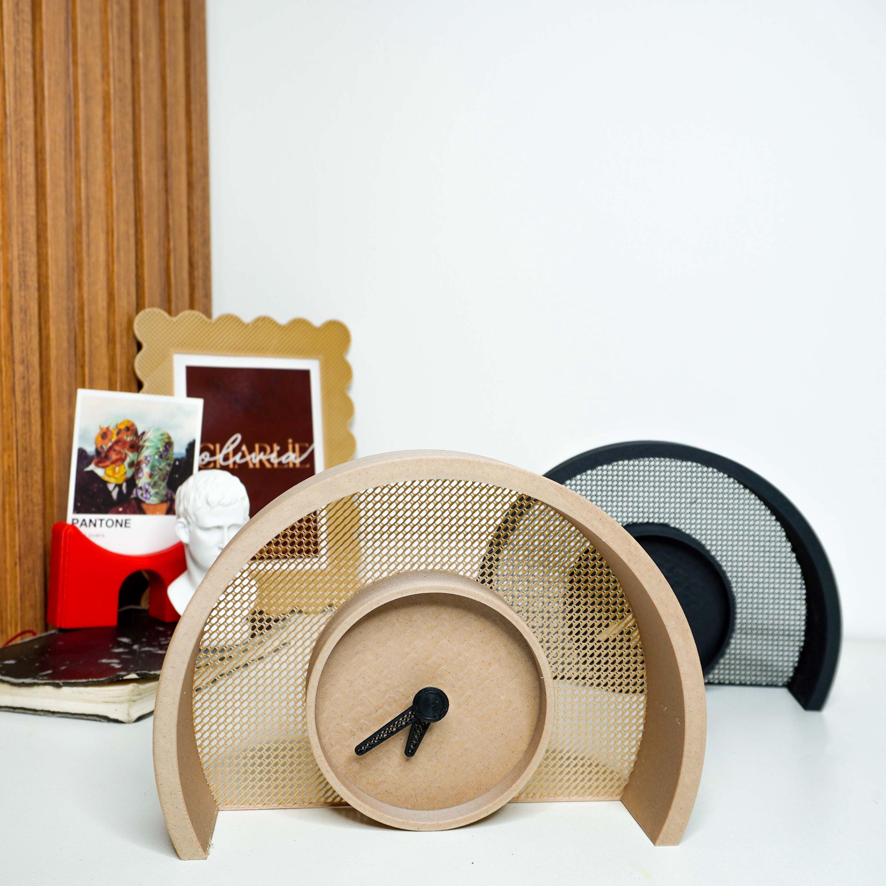 Retro Style Desk Clock Unique Design Silent Table Clock Minimalist ...