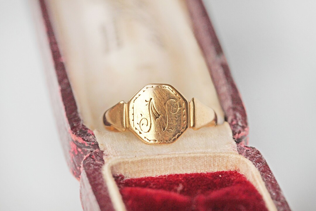 Antique Georgian Octagonal Signet 'N' Initial Monogram Ring, in 9 Carat ...