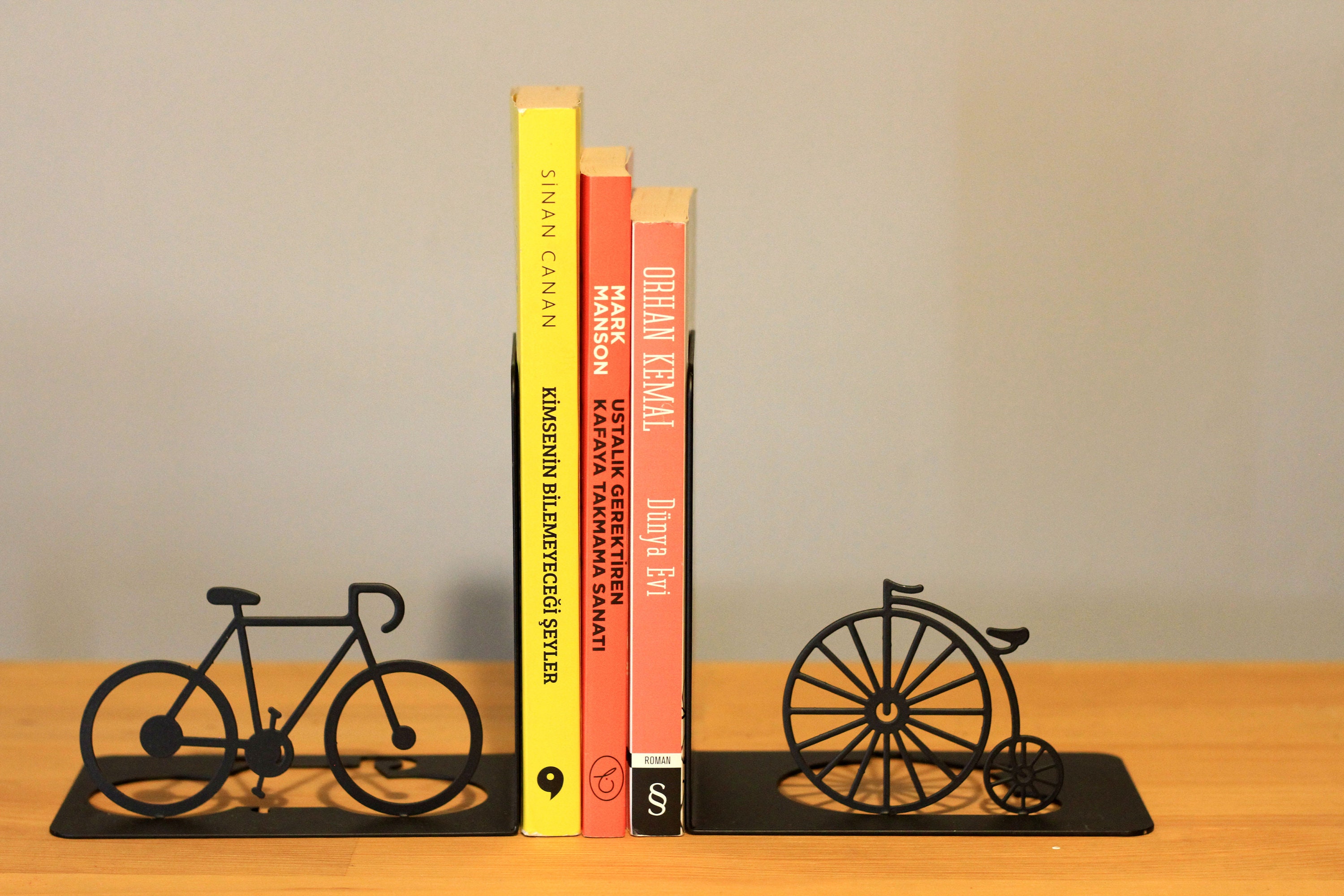 Vintage Bicycles Bookend Metal Book Holder, Sports Bookends, Christmas ...