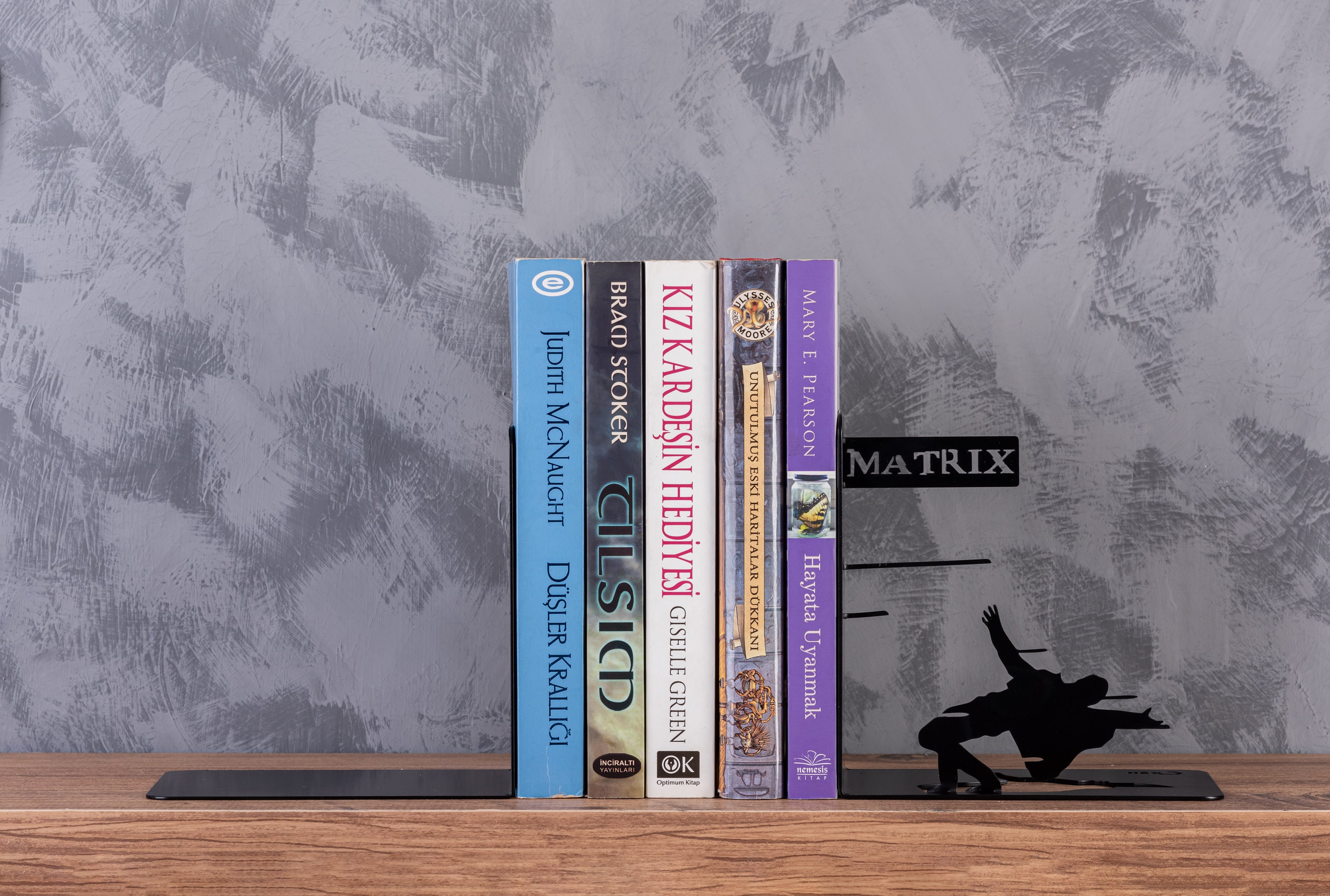 Matrix Super Hero Bookend Metal Book Holder, Story Bookends,decorative ...