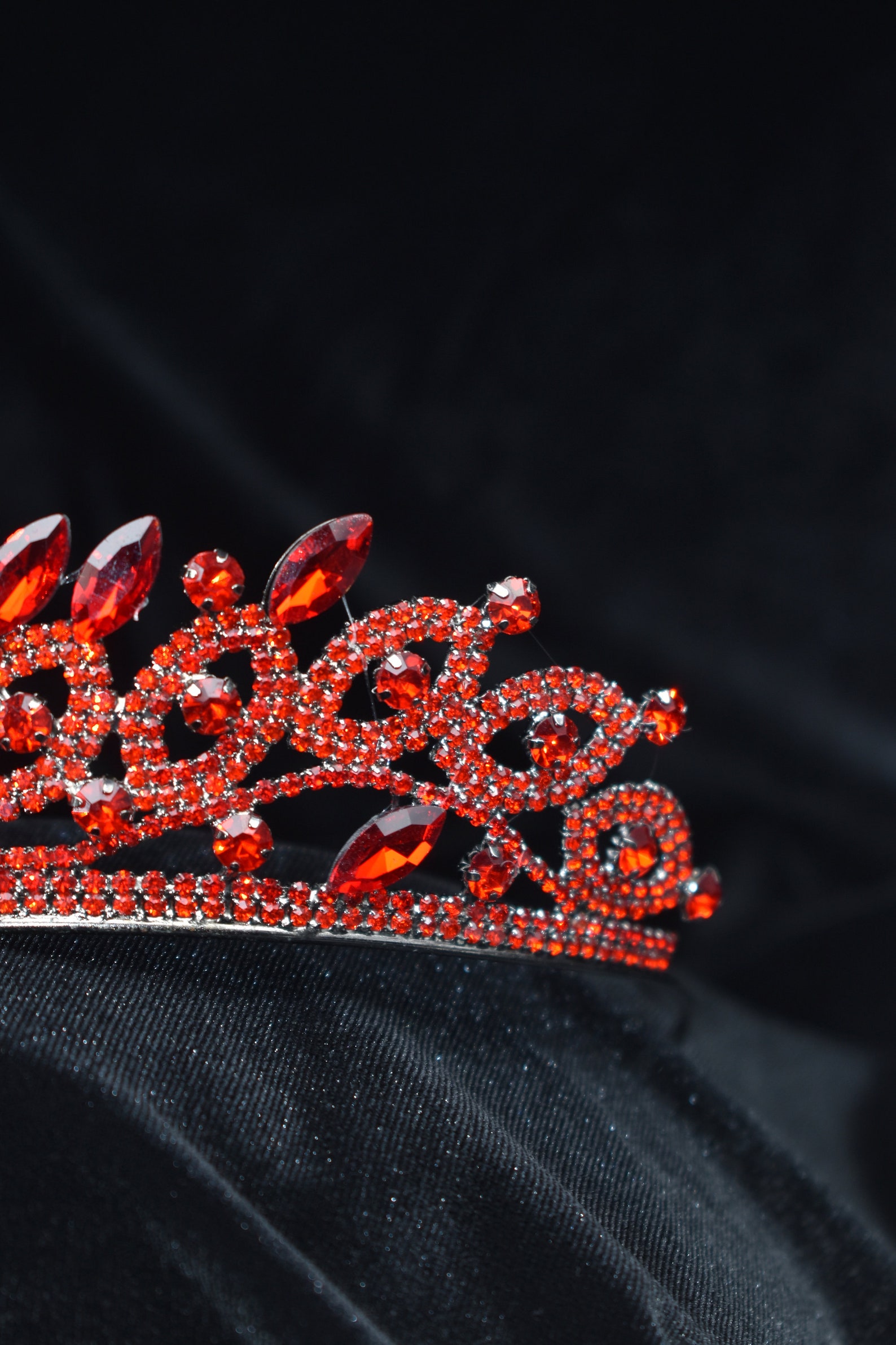 Red Crystal Bridal Tiara,ruby Red Bridal Headpiece,red Rhinestone ...