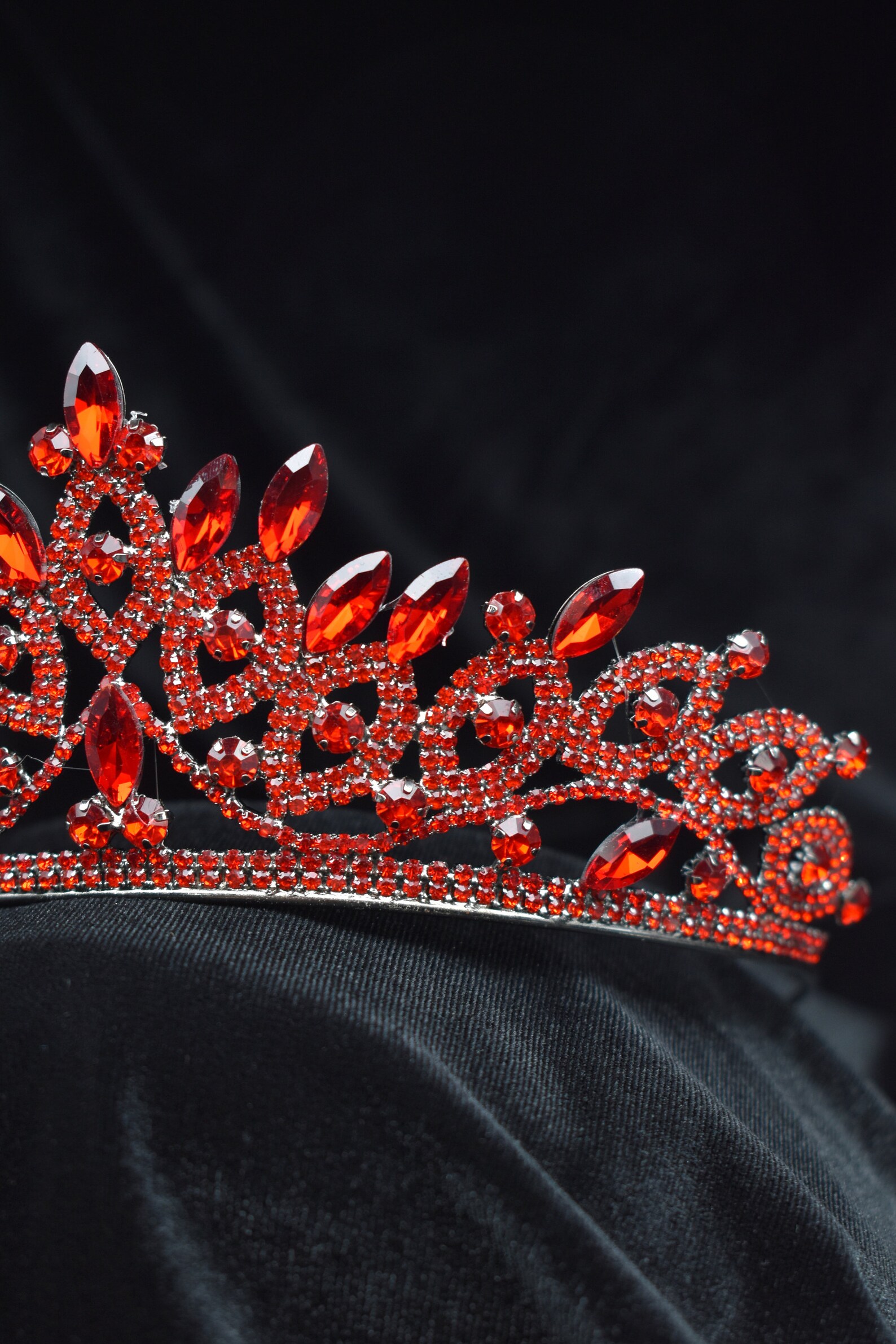 Red Crystal Bridal Tiara,ruby Red Bridal Headpiece,red Rhinestone ...