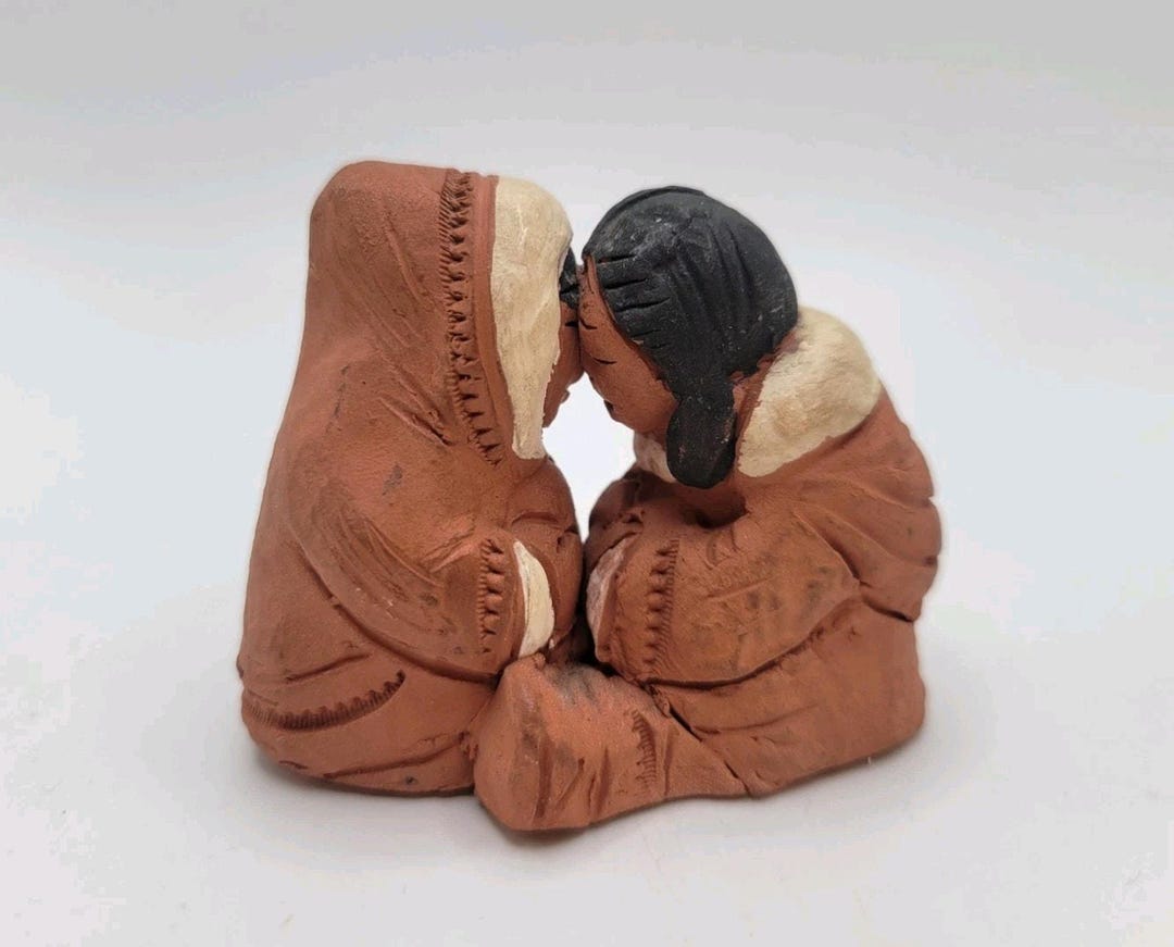 Vintage Terracotta Inuit/eskimo Nose-kissing Handmade Sculpture Eija ...