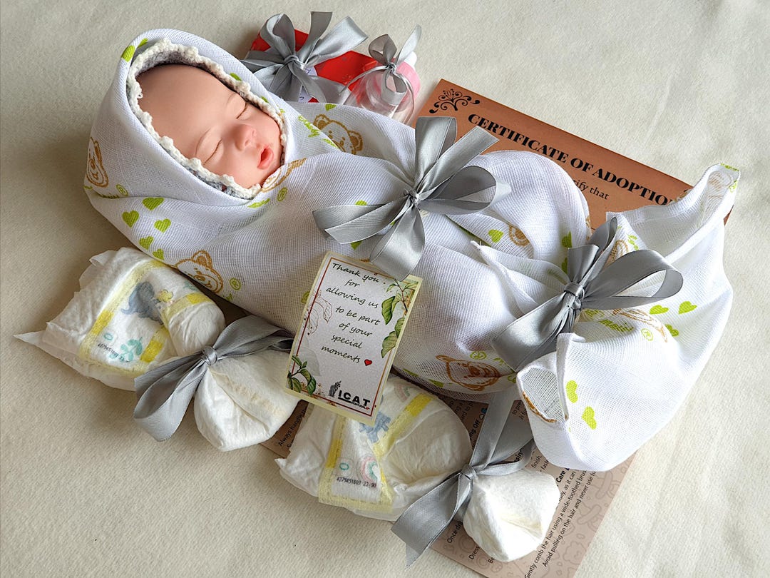 Full Body Silicone Drink and Wet Reborn Doll – Lílian, 34cm Premature ...