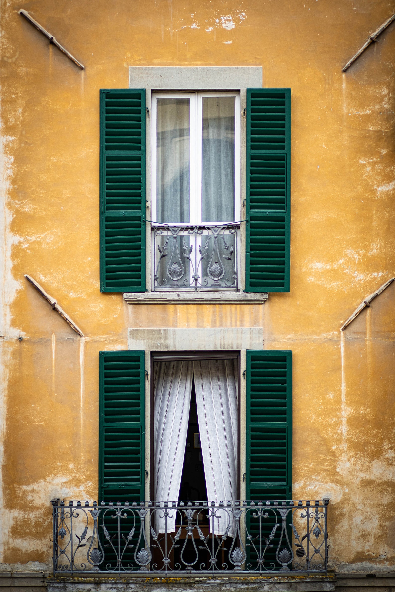 Old Windows and Balcony in Arezzo, Tuscany, Italy - Etsy