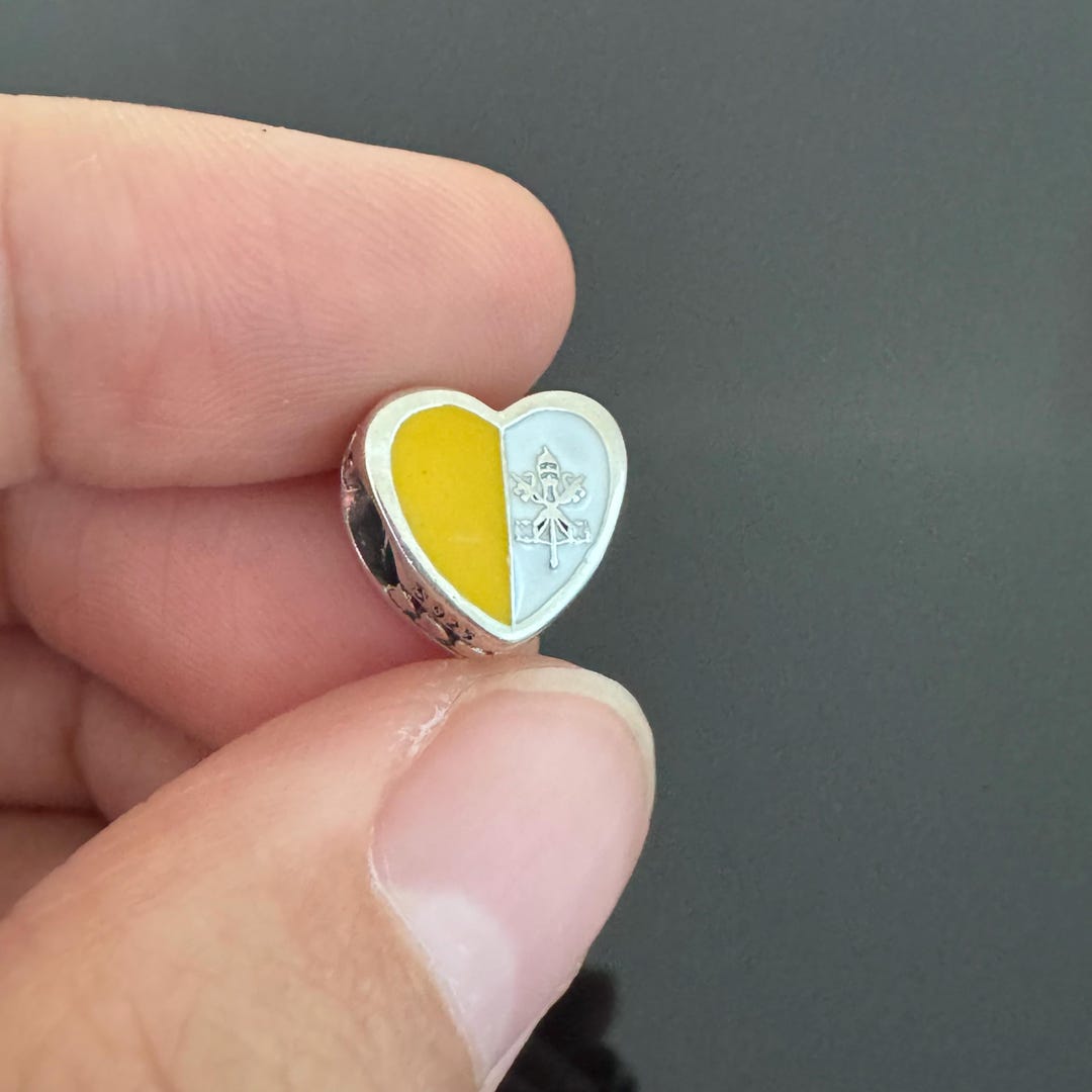 Pandora Vatican Flag Exclusive Charm | Authentic Pandora Charm for ...