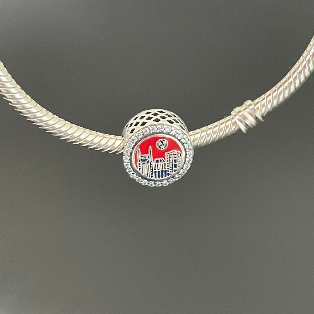 Pandora Nashville Guitar Exclusive Bead Charm My Heart Chicago Pendant ...
