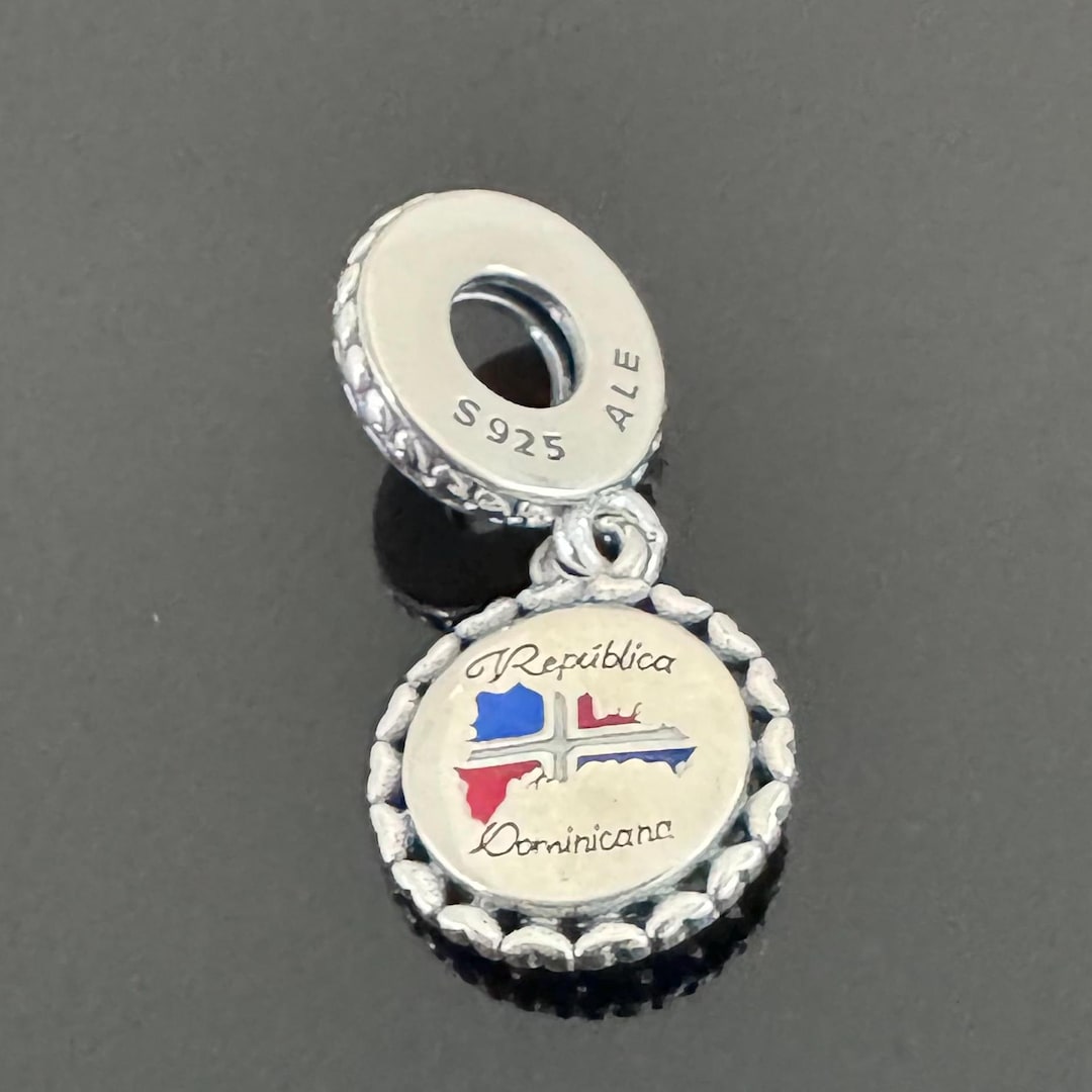 A Real Pandora |pandora Republica Dominicana Flag Exclusive Dangle ...