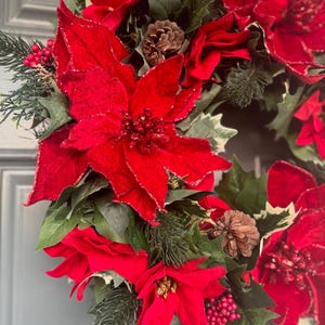 Christmas Traditional Wreath, Christmas Poinsettias Wreath, Christmas ...