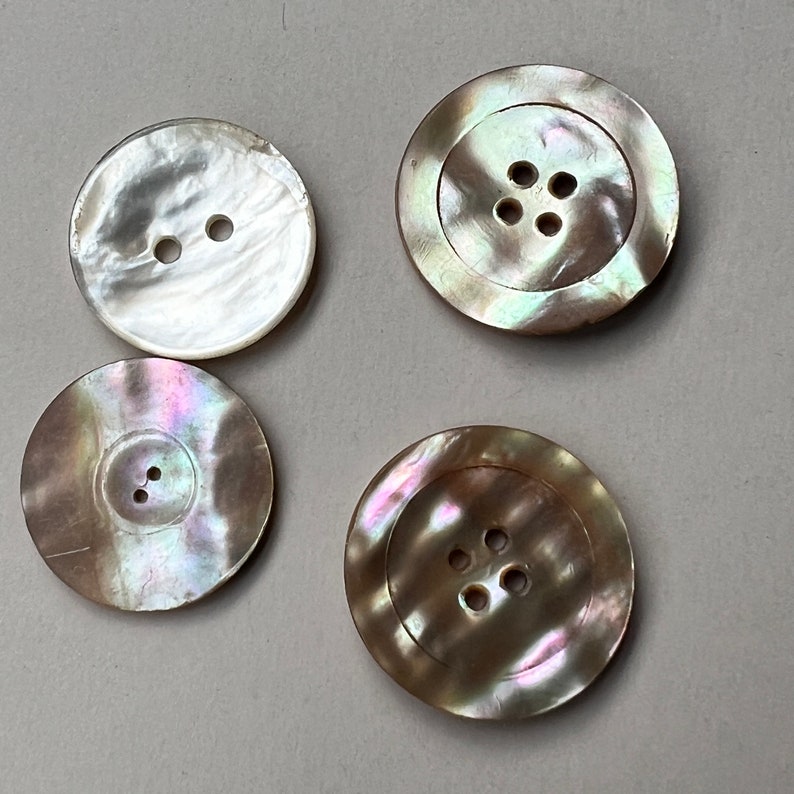 Vintage Mother of Pearl Buttons: Assorted Round Sewing MOP Buttons - Etsy