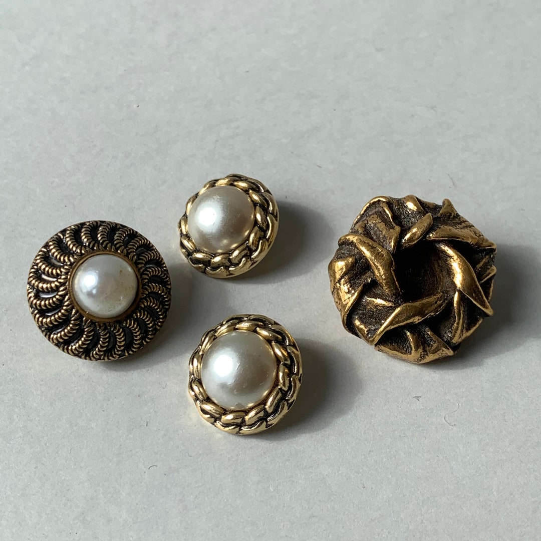 Vintage Assorted Faux Pearl Gold Tone Cabochon Buttons Round 4 Pieces ...