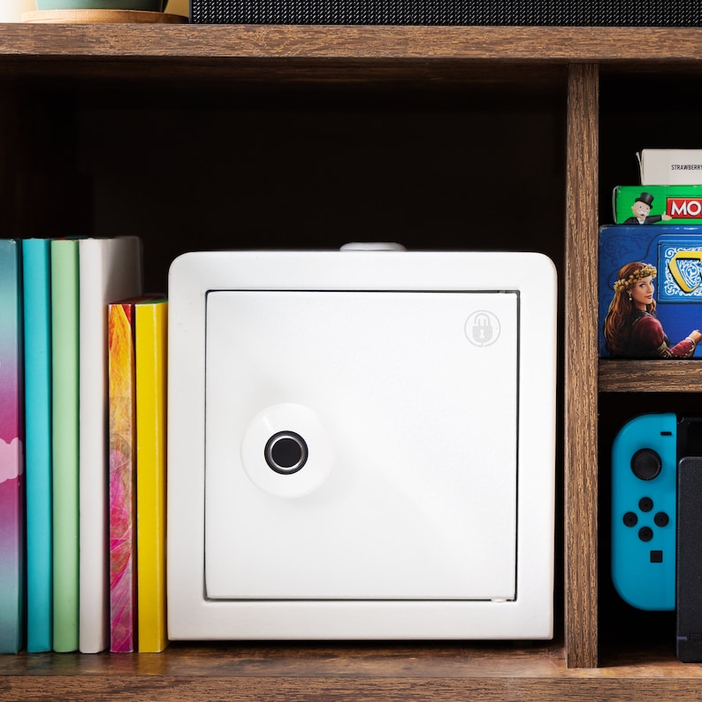 Locked Charging Station to Prevent Kids' Smartphone Addiction ...