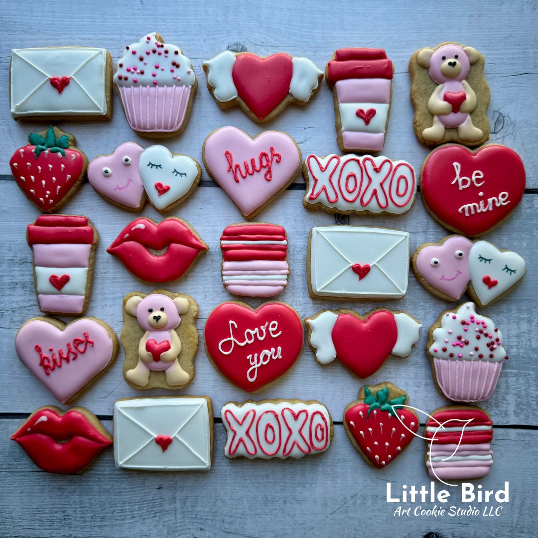 Valentine's Day "mini" Decorated Cookies, Party Favors, Valentine's Day ...