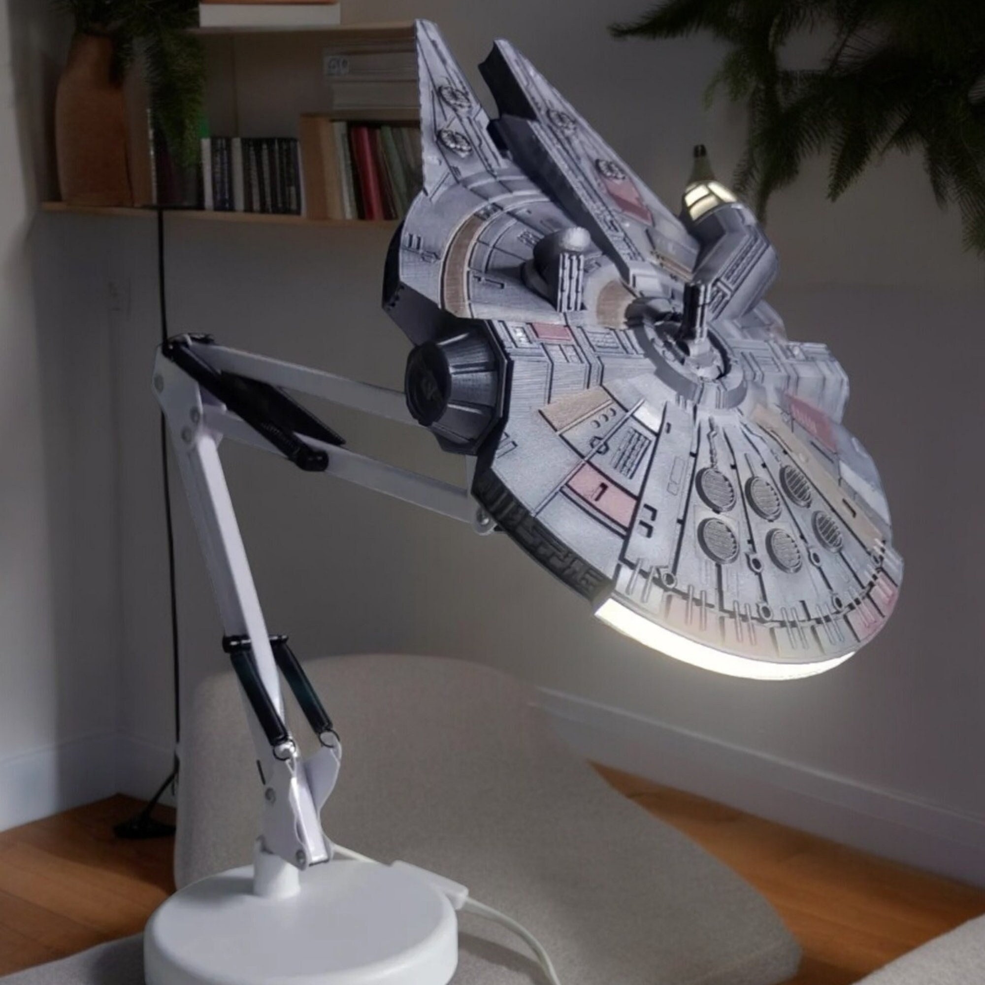 Star Wars Lamp,millennium Falcon Desktop Lamp,reading Book Lighting ...
