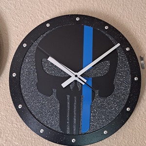 Skull Clocks (3 Styles) - Etsy