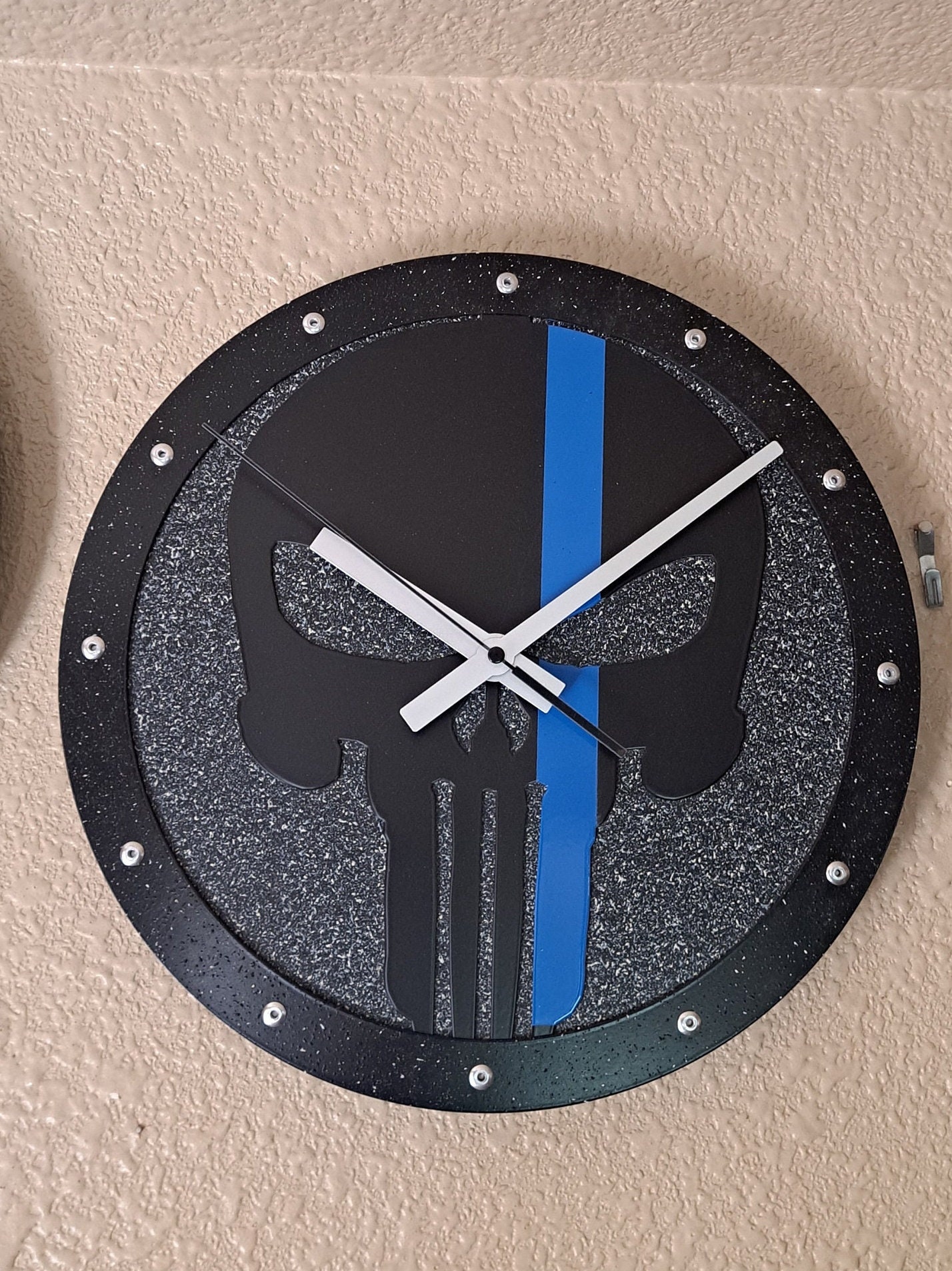 Skull Clocks 3 Styles - Etsy