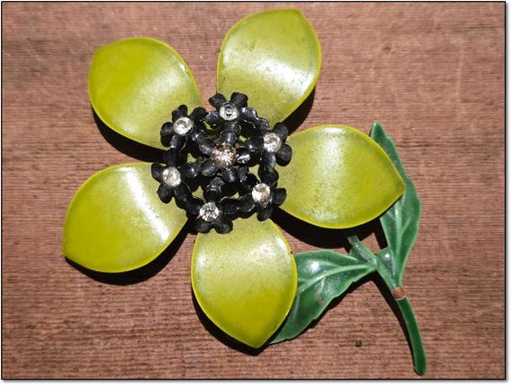 Vintage 1960s Flower Power Set of Three Faux Shaux Gr… - Gem