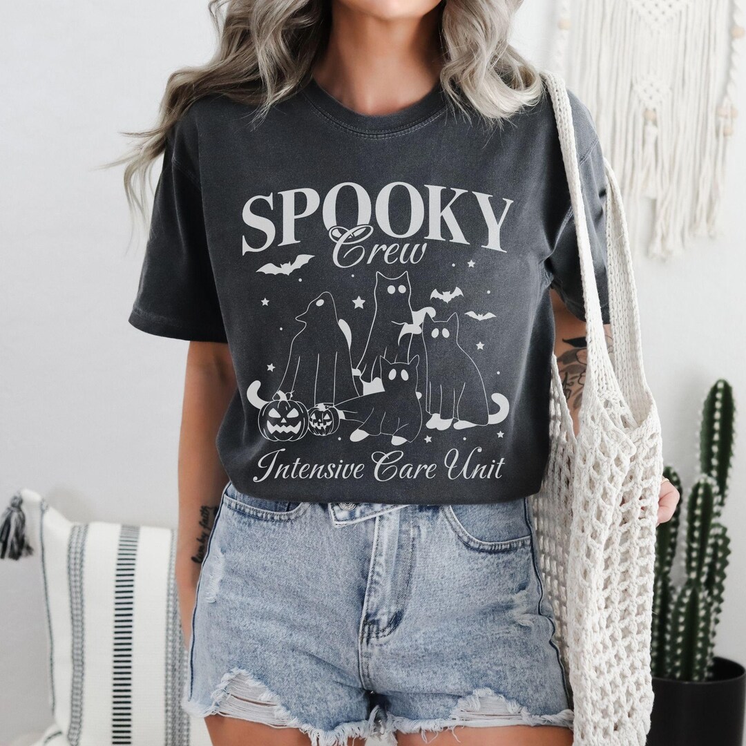 ICU Halloween Black Cat Ghost Shirt, Spooky Crew Intensive Care Unit ...