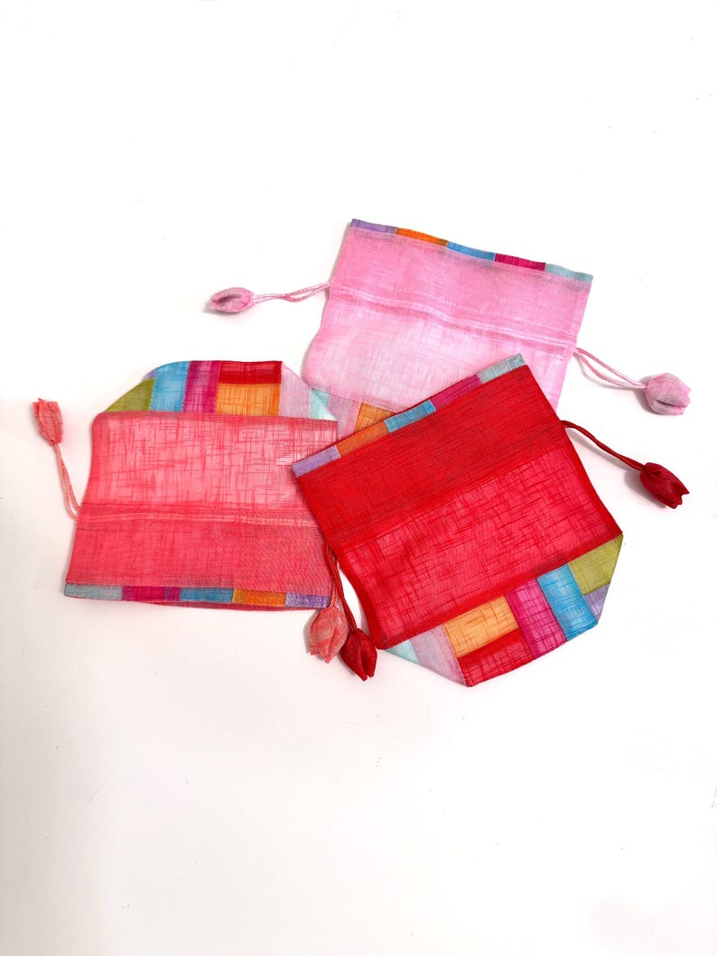 Traditional Korean Saekdong Pouch | Small Bokjumeoni Gift Bag | Hanbok ...