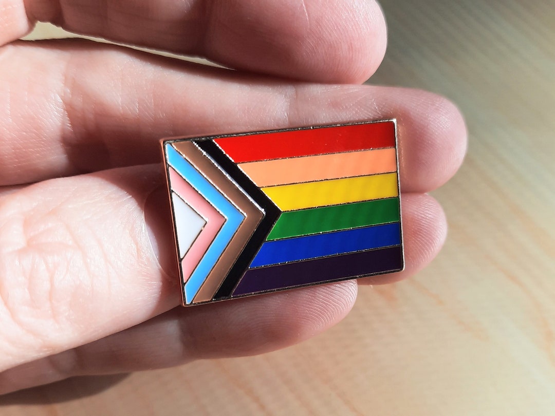 PIN LGBTQ Progress Pride Flag Pin, 1.1/8inch X 0.75inch, 30mm X 20mm ...
