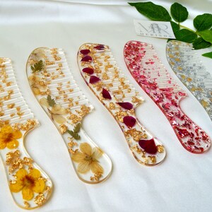 Real Dried Pressed Flowers Decorative Resin Custom Hair Comb, Cute Hair ...