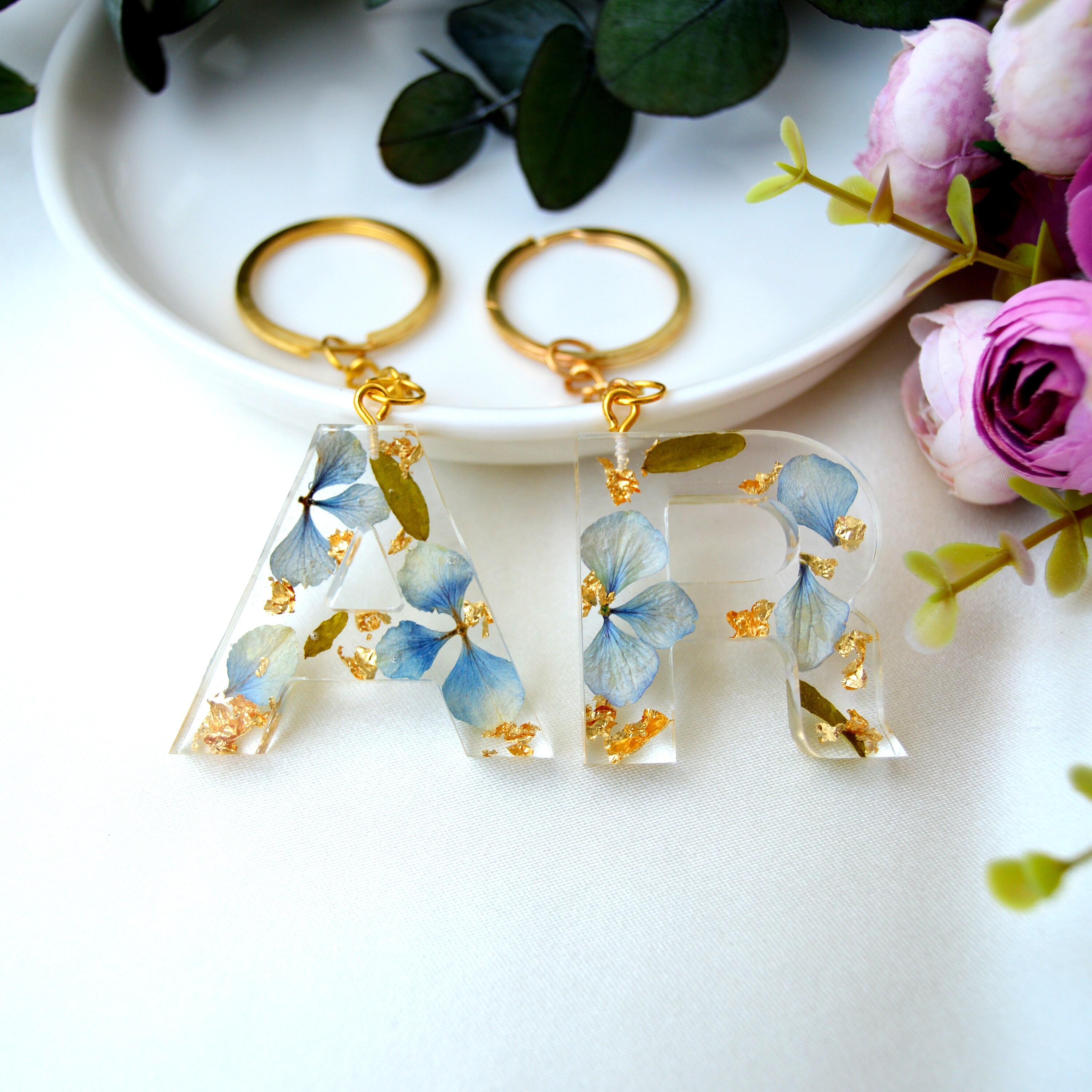 Hydrangea Floral Epoxy Resin Keychain, Letter Key Chain, Initial ...