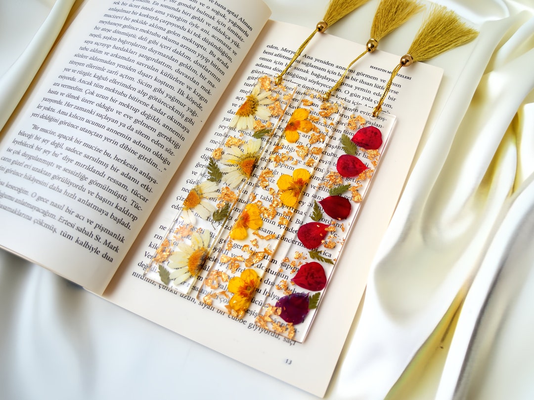 Pressed Flower Custom Bookmark With Tassel, Resin Floral Bookmark, Book ...