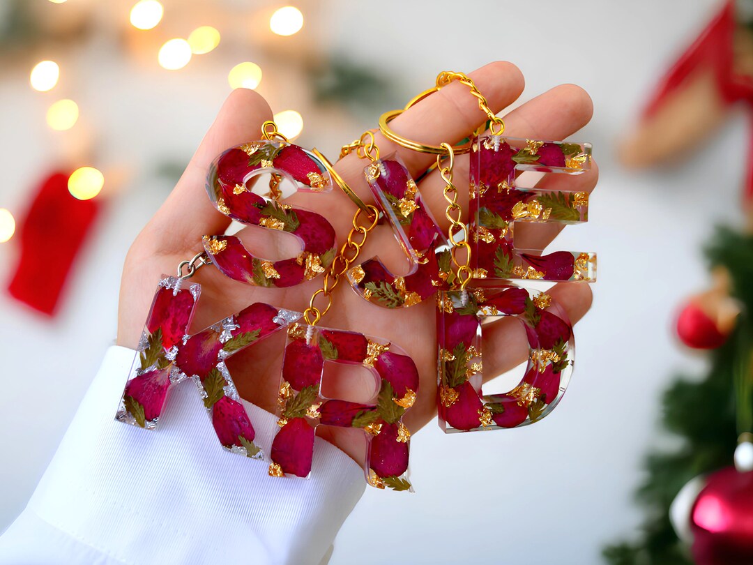 Personalised Flower Resin Keyring, Custom Letter Initial Epoxy Keychain ...