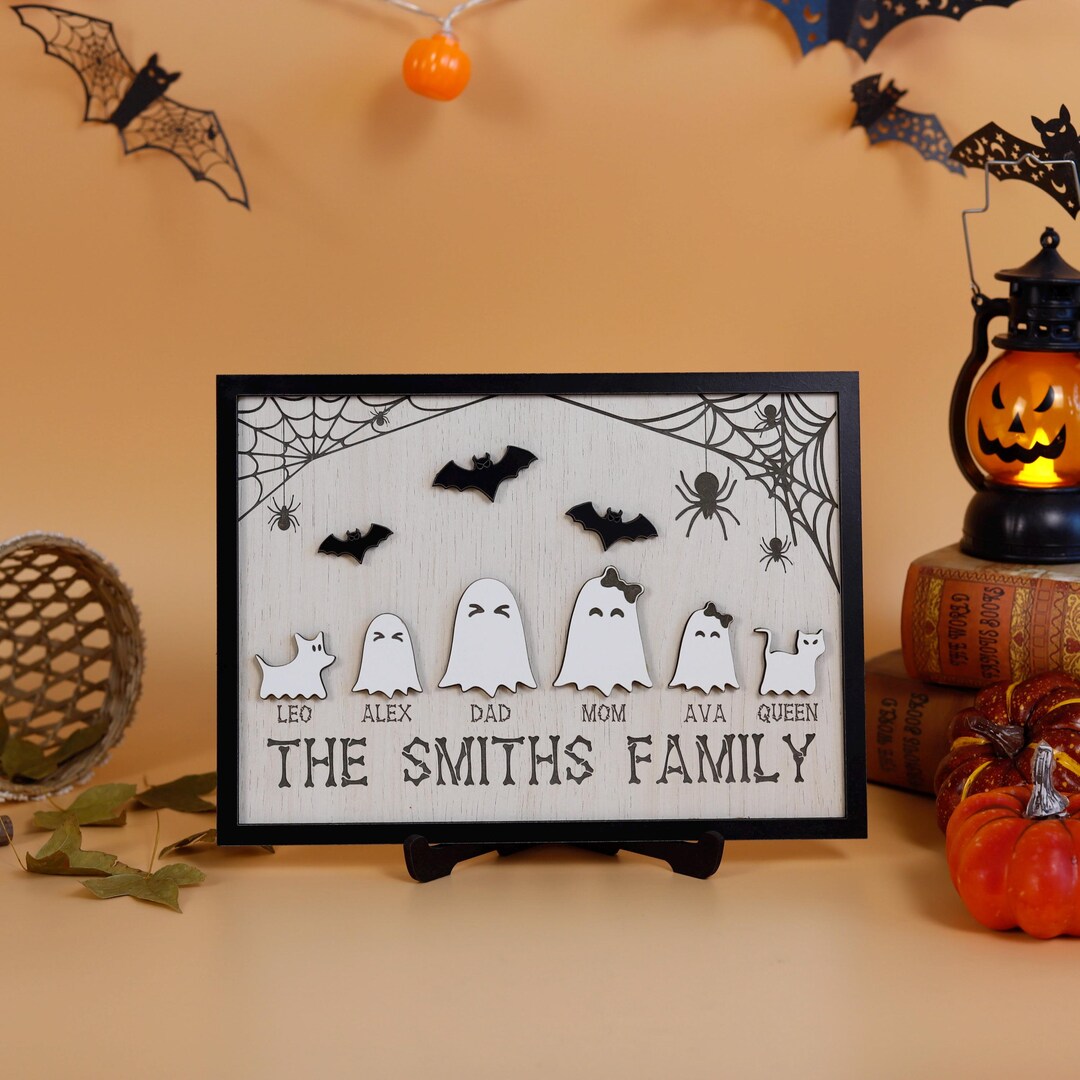 Halloween Family Sign With Ghosts and Pets, Personalized Halloween ...
