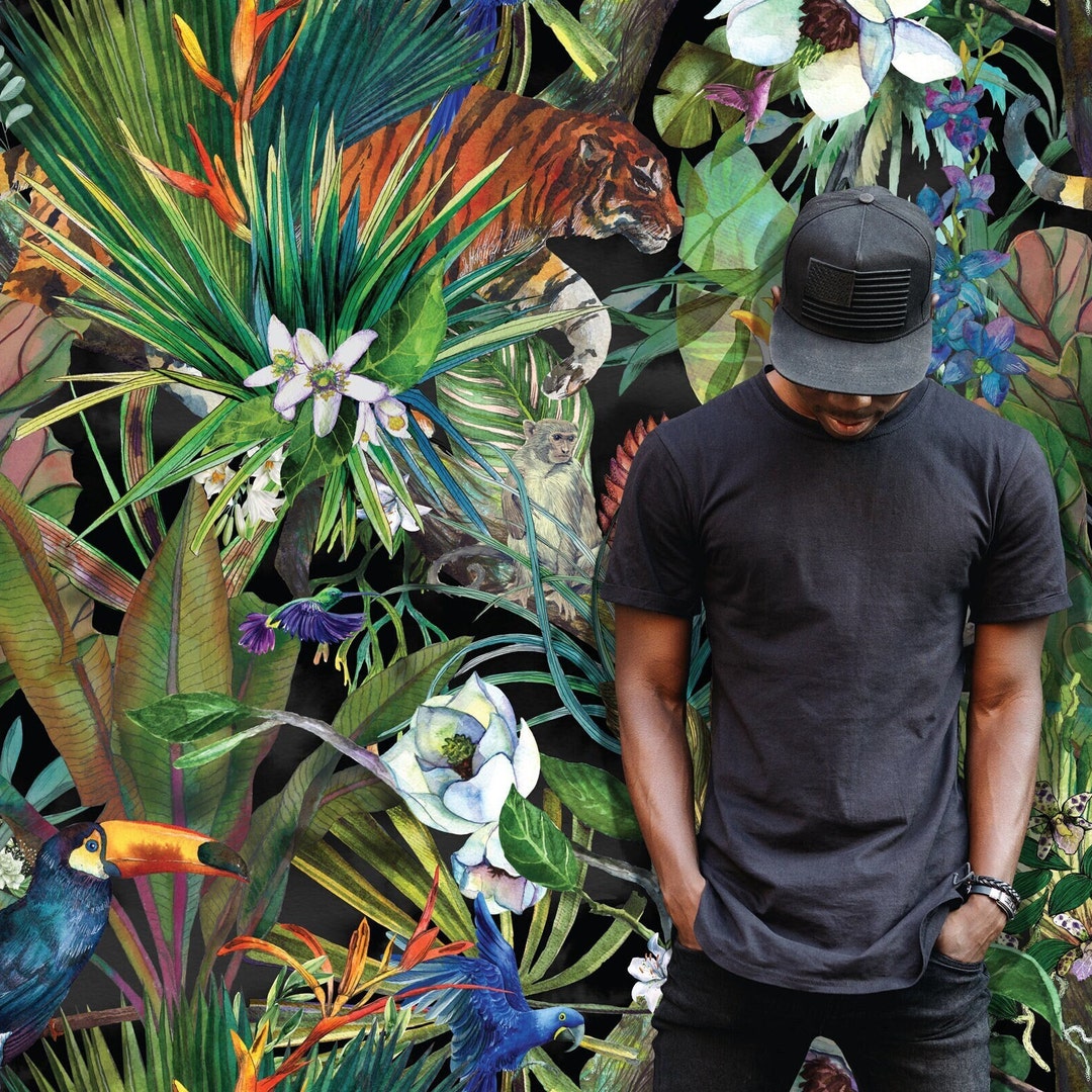 Dark Tropical Jungle Wallpaper: Exotic Botanical Mural With Hidden ...