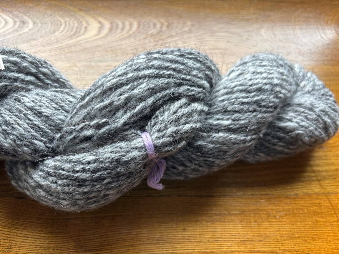 Hand Spun Wool Yarn. Beautiful Light and Dark Grays. - Etsy