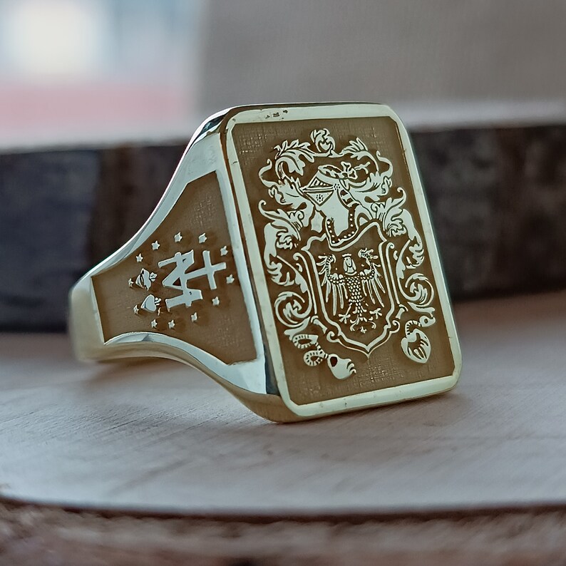 Family Crest Signet Ring Father's Day Gift Coat of Arms - Etsy