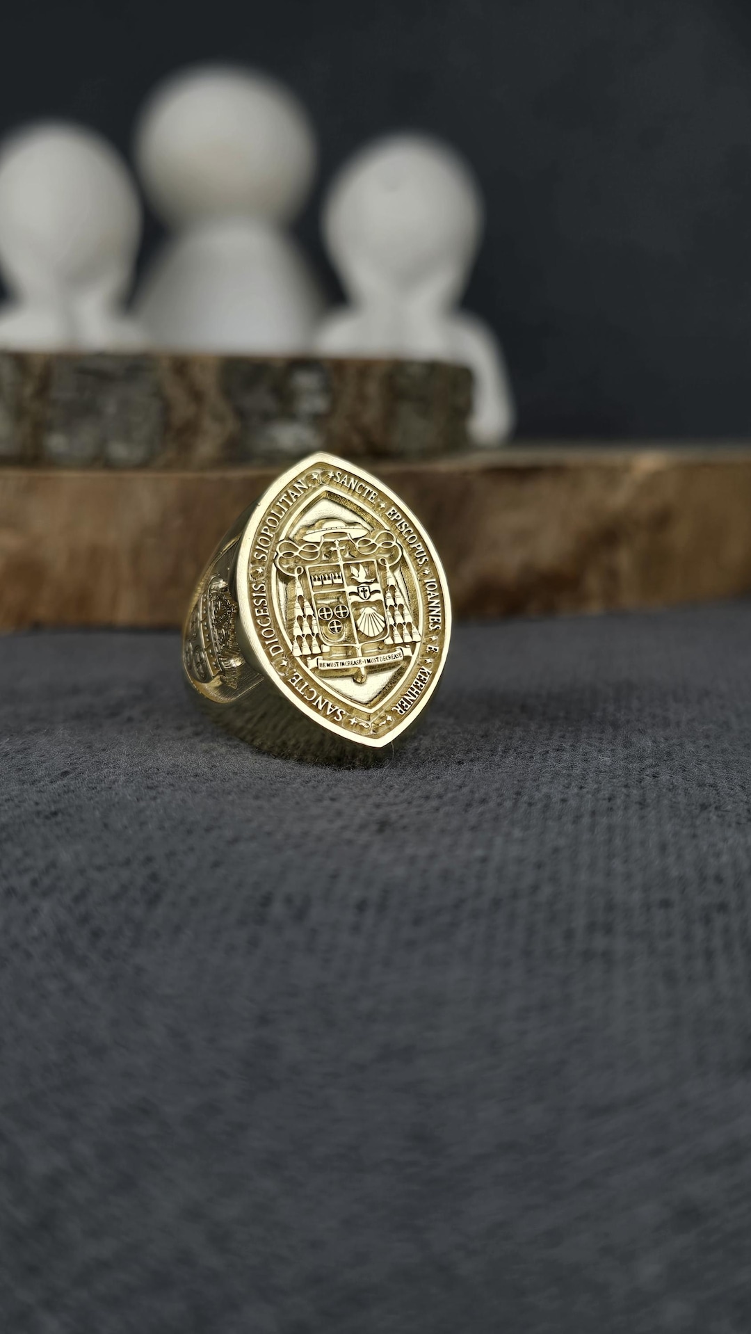 Custom Bishop Joannes E Keehner Seal Ring, Sancte Diocesis Siopolitan ...