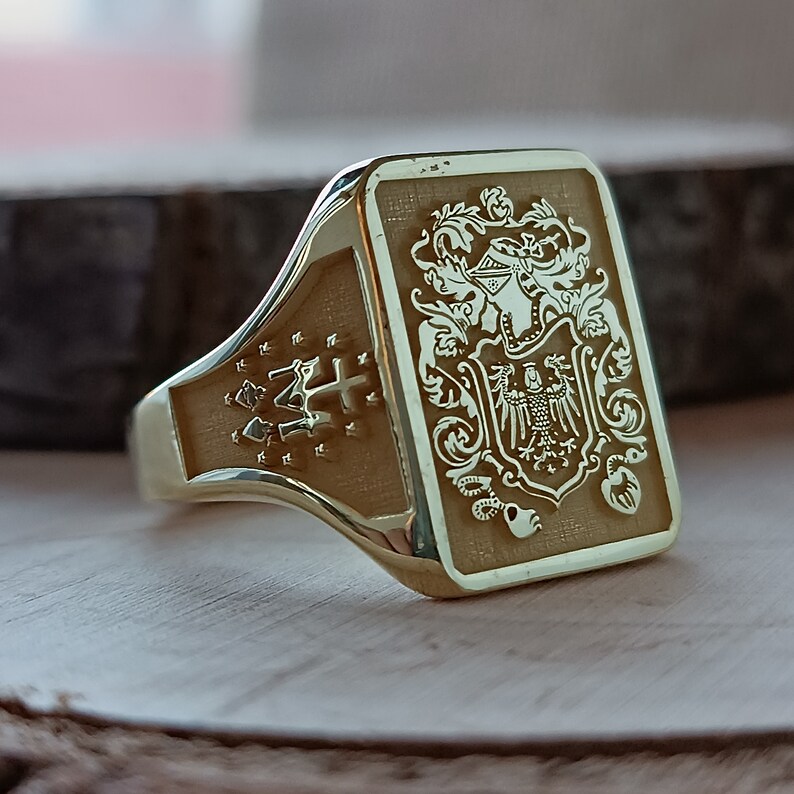 Family Crest Signet Ring Father's Day Gift Coat of Arms - Etsy