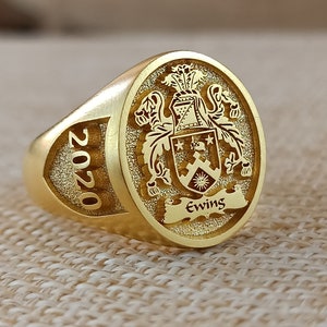 Family Crest Ring, Gold Chunky and Dainty Bridesmaid Rings Vintage ...