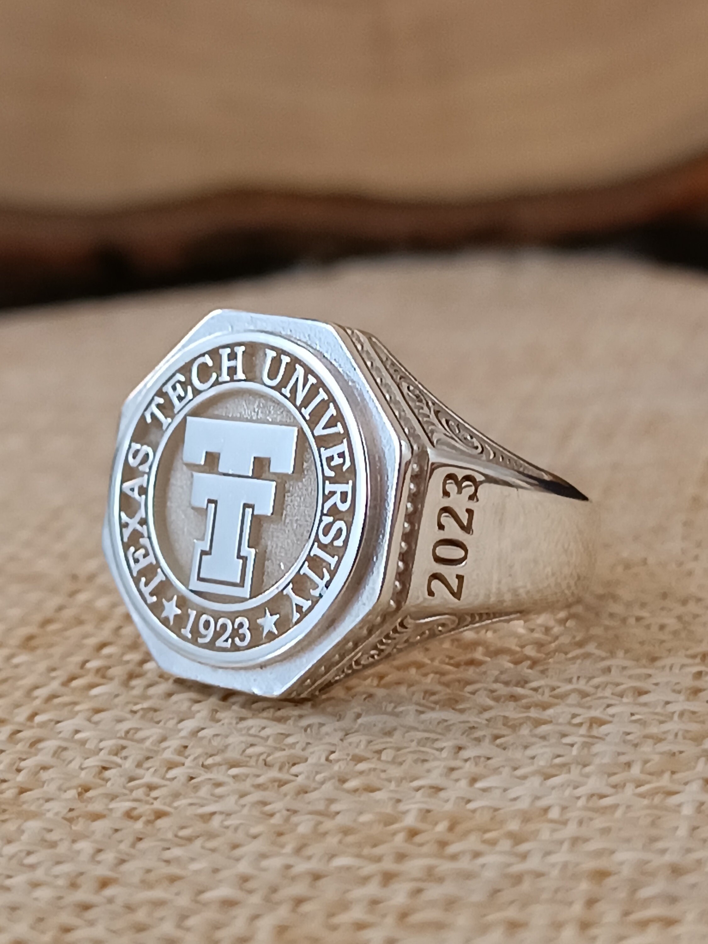 School Rings, Graduation Rings, College Class Rings, Rose Gold College ...