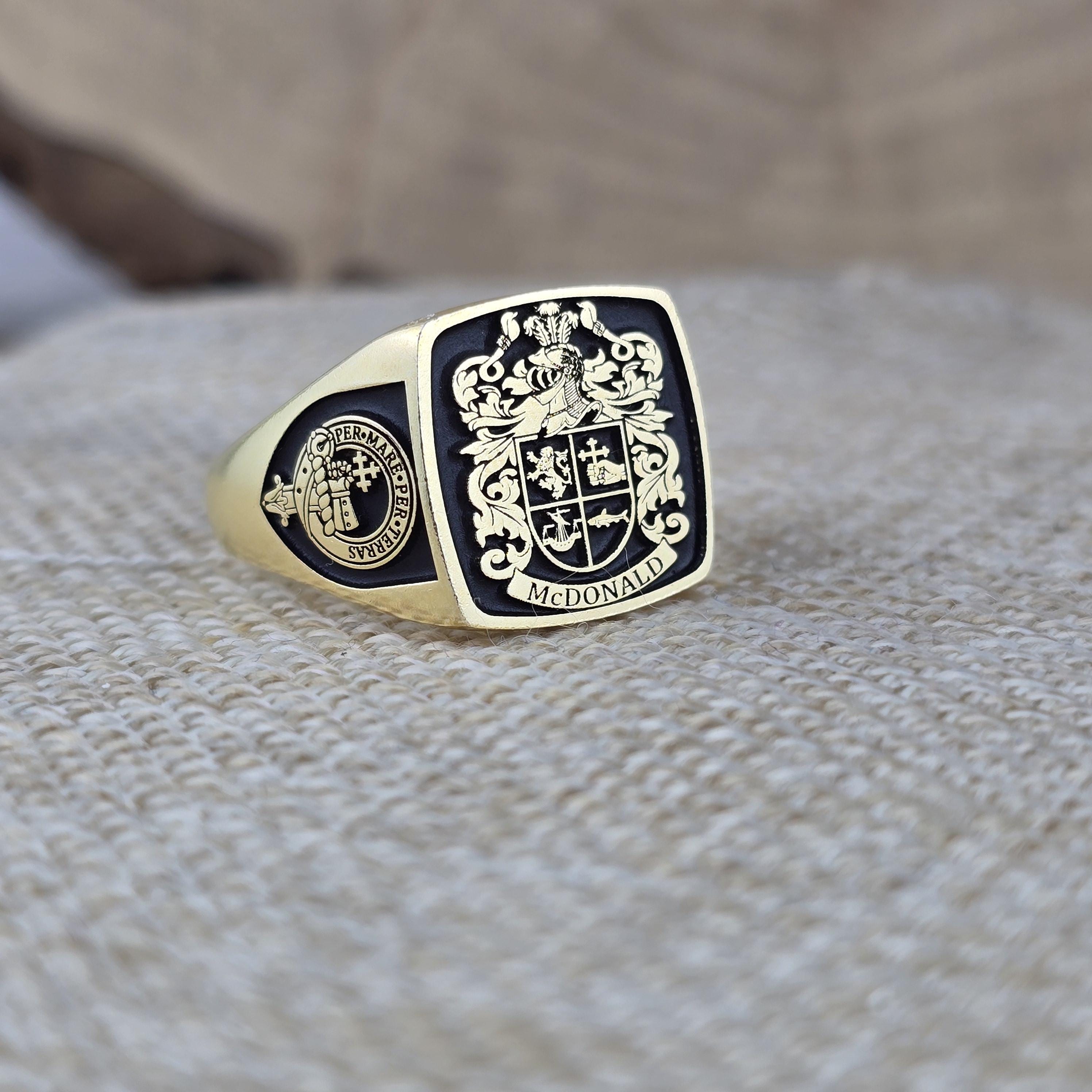 Gold Coat of Arms Ring / Custom Heraldic Signet Ring / Medieval Crest ...