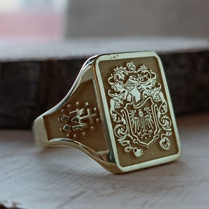Family Crest Signet Ring Father's Day Gift Coat of Arms - Etsy