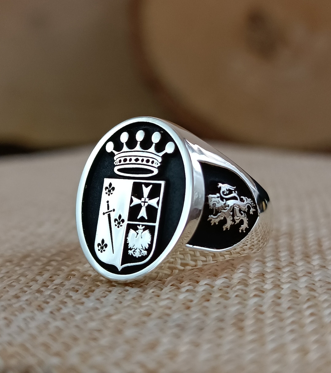 Family Crest Rings, Custom Signet Ring, Family Crest Signet Ring ...