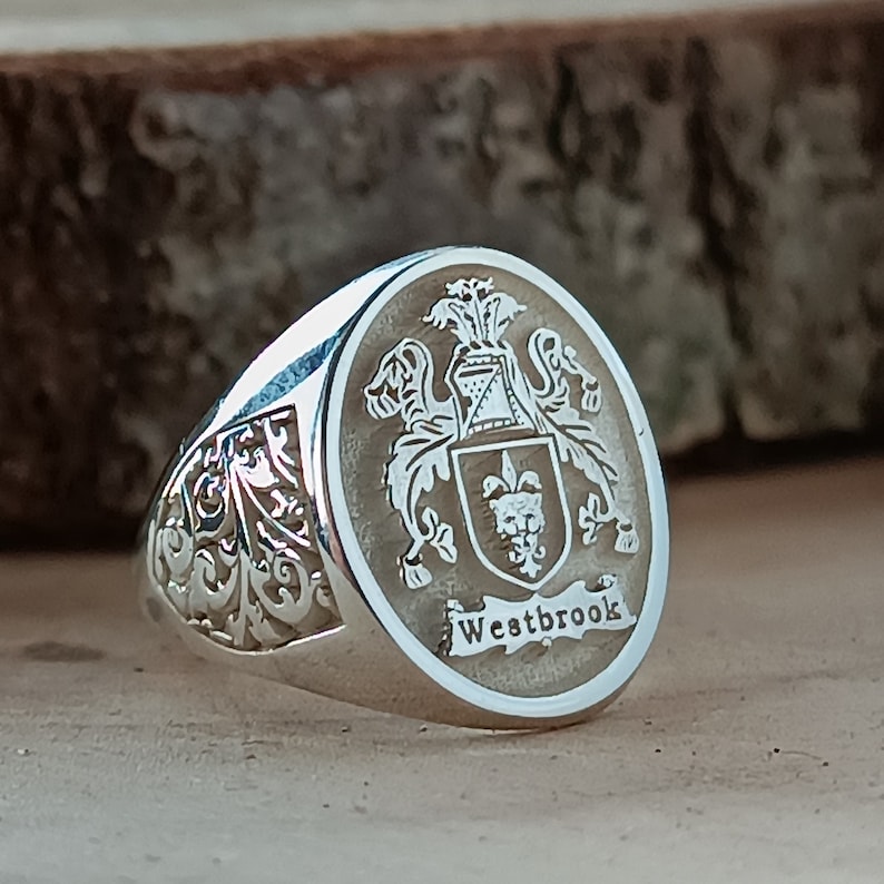 Unique Family Ring, Custom Gold or Silver, Personalized Name Ring ...
