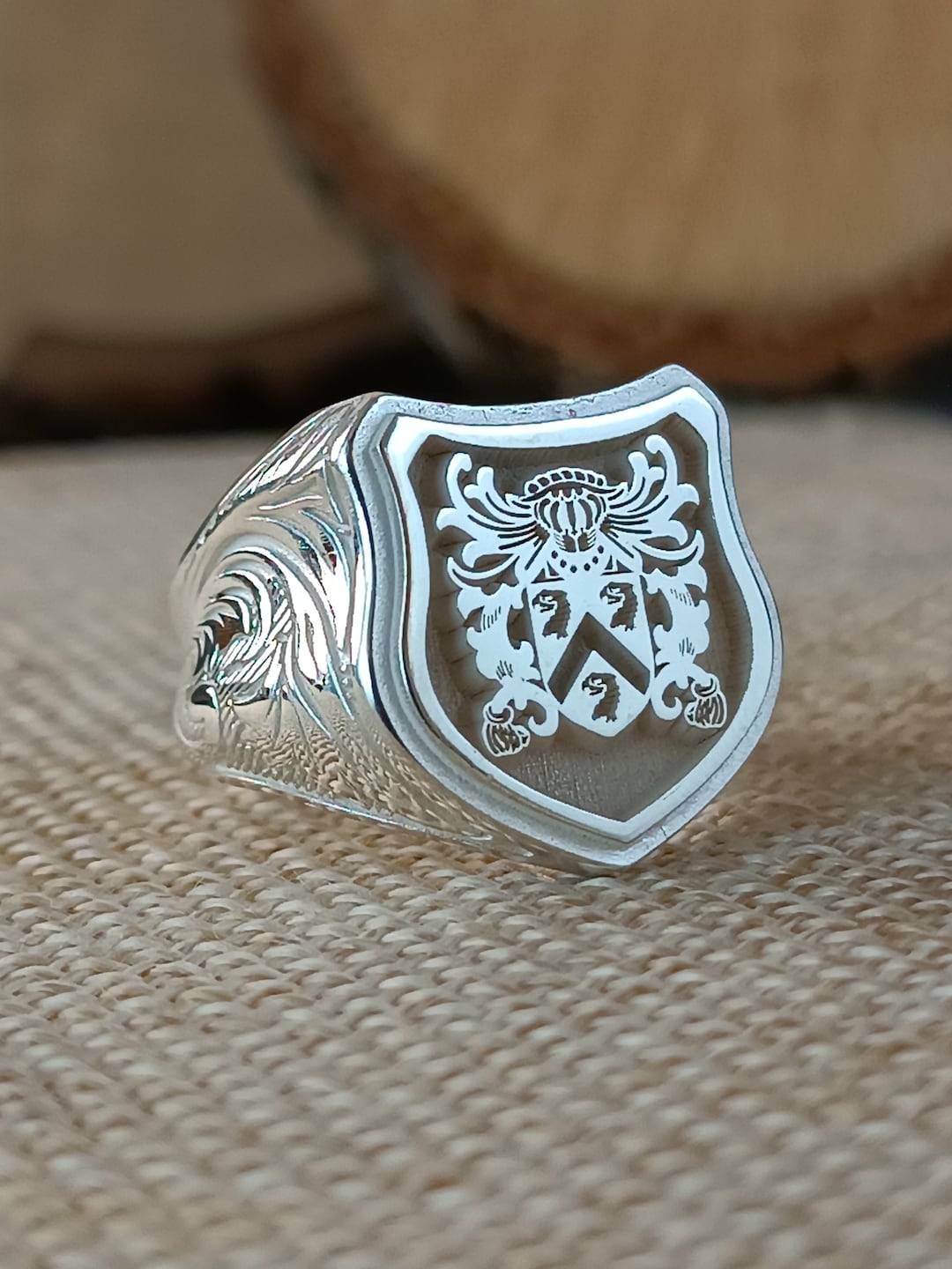 Crest Ring, Family Crest Signet Ring Christmas Gift, Coat of Arms Ring ...