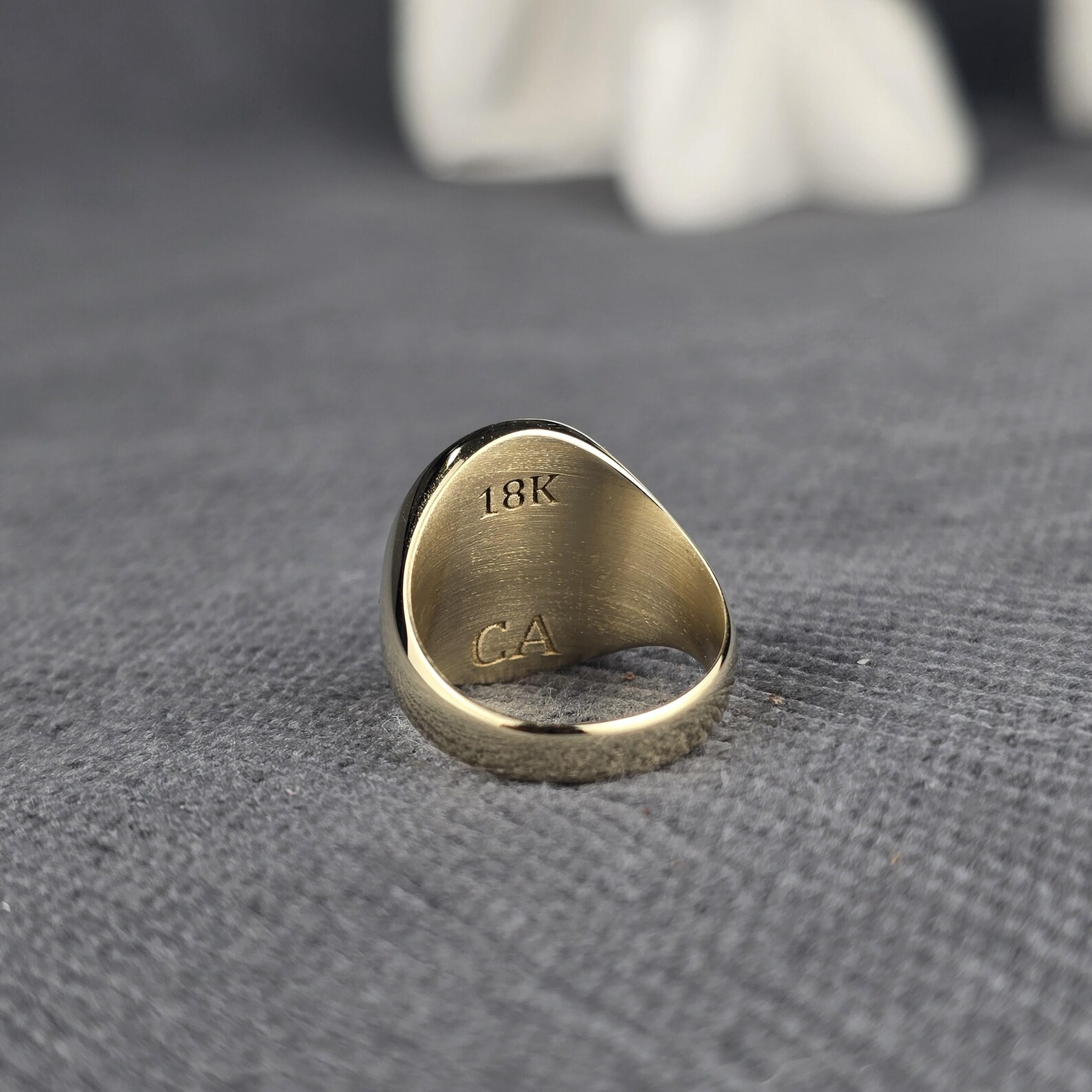 Personalized Gold Family Crest Ring / Custom Coat of Arms Jewelry ...