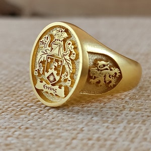 Family Crest Ring, Gold Chunky and Dainty Bridesmaid Rings Vintage ...