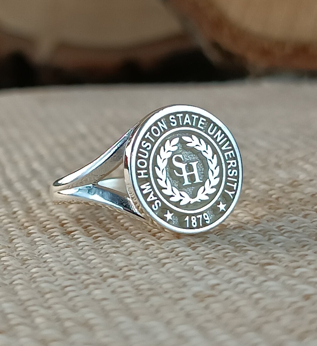 University Ring, Family Ring, Coat of Arms Logo Ring, College Ring ...