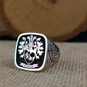 Christmas Jewelry, Clan Logo, Crest Jewelry, Crested Arms, Crested Ring ...