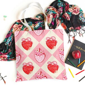 Retro Strawberry Pattern Seamless, Vintage Valentines Seamless, Hand ...