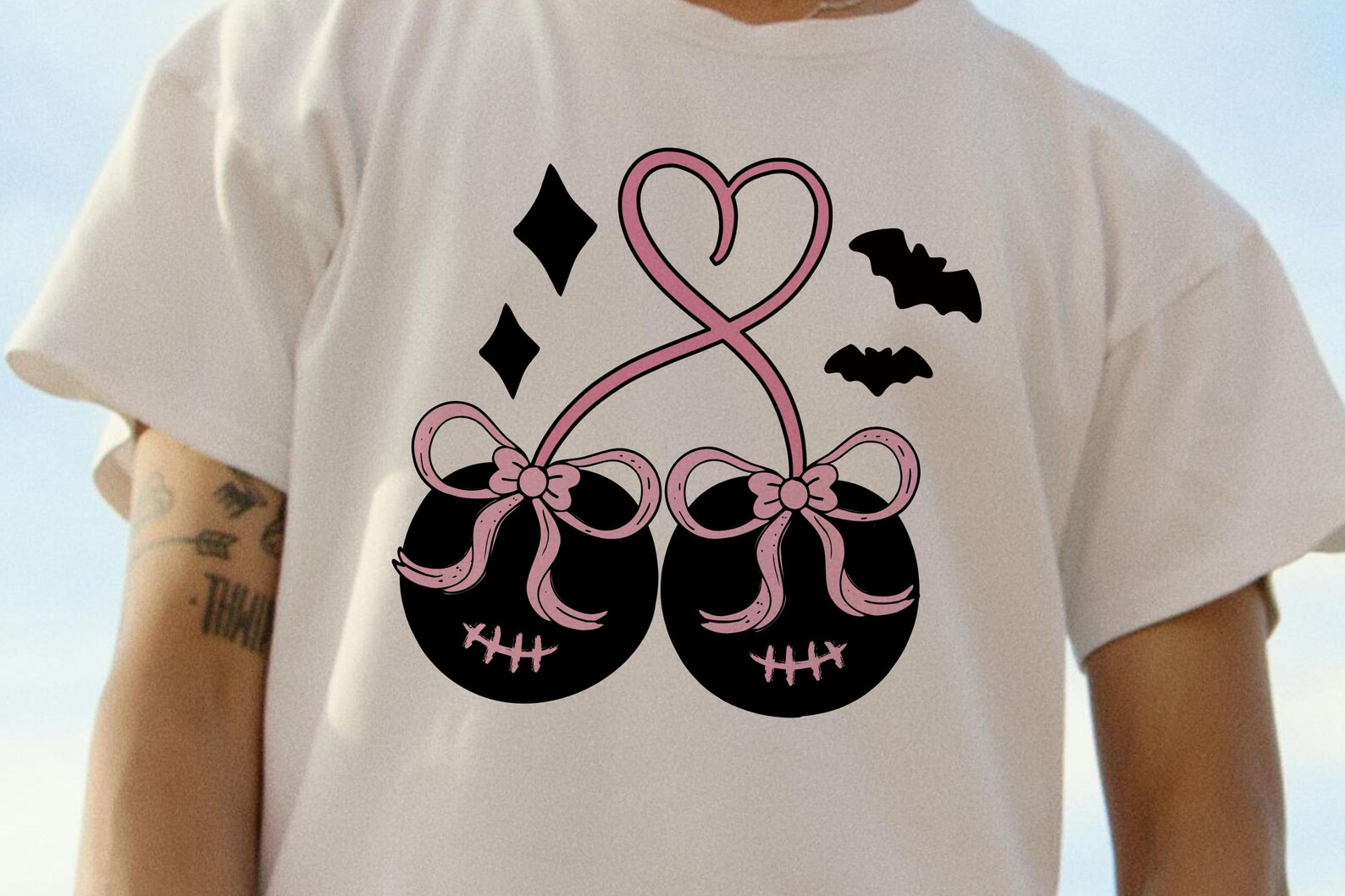 Cute Halloween Ghosts Svg, Vintage Ghost Svg, Ghosts With Flowers ...