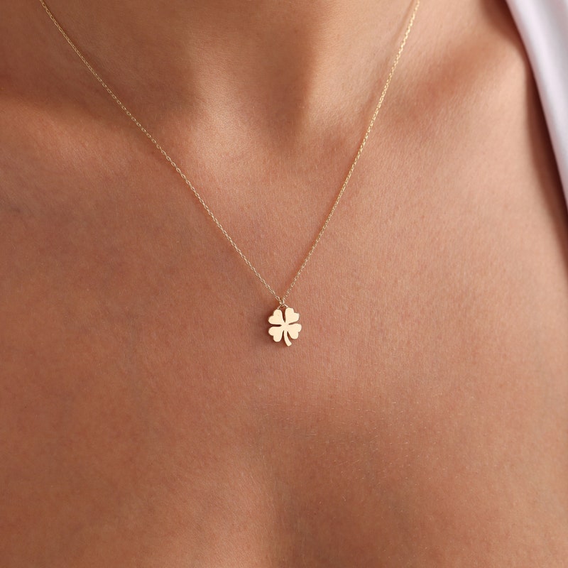 Clover Necklace - Etsy