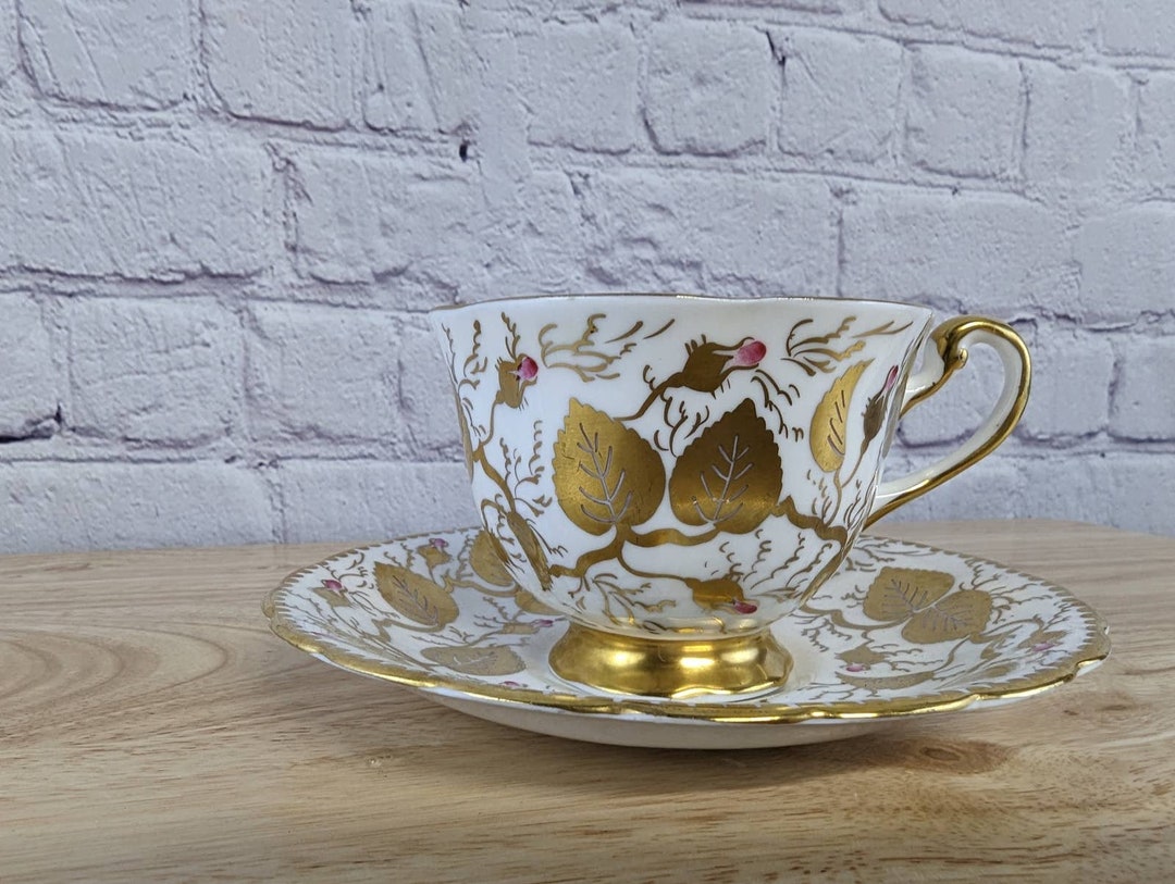 Royal Chelsea English Bone China Tea Cup and Saucer Gold Leaf and Pink ...