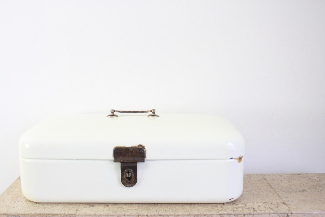 Vintage off White Enamel Bread Box or Bin From the Fifties - Etsy